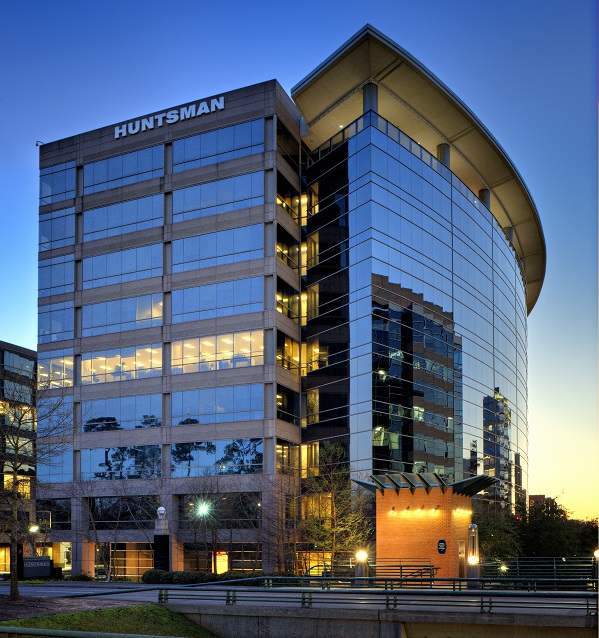 Huntsman cede il business Textile Effects e si concentra sui materiali ...