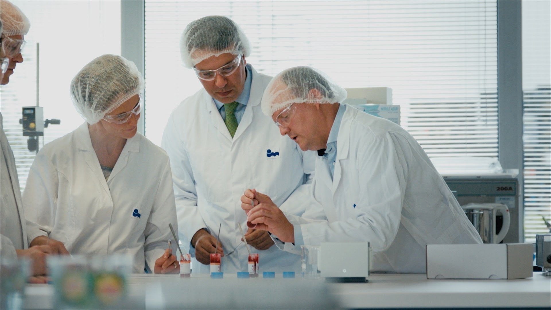 IMCD, il video istituzionale - Plastmagazine