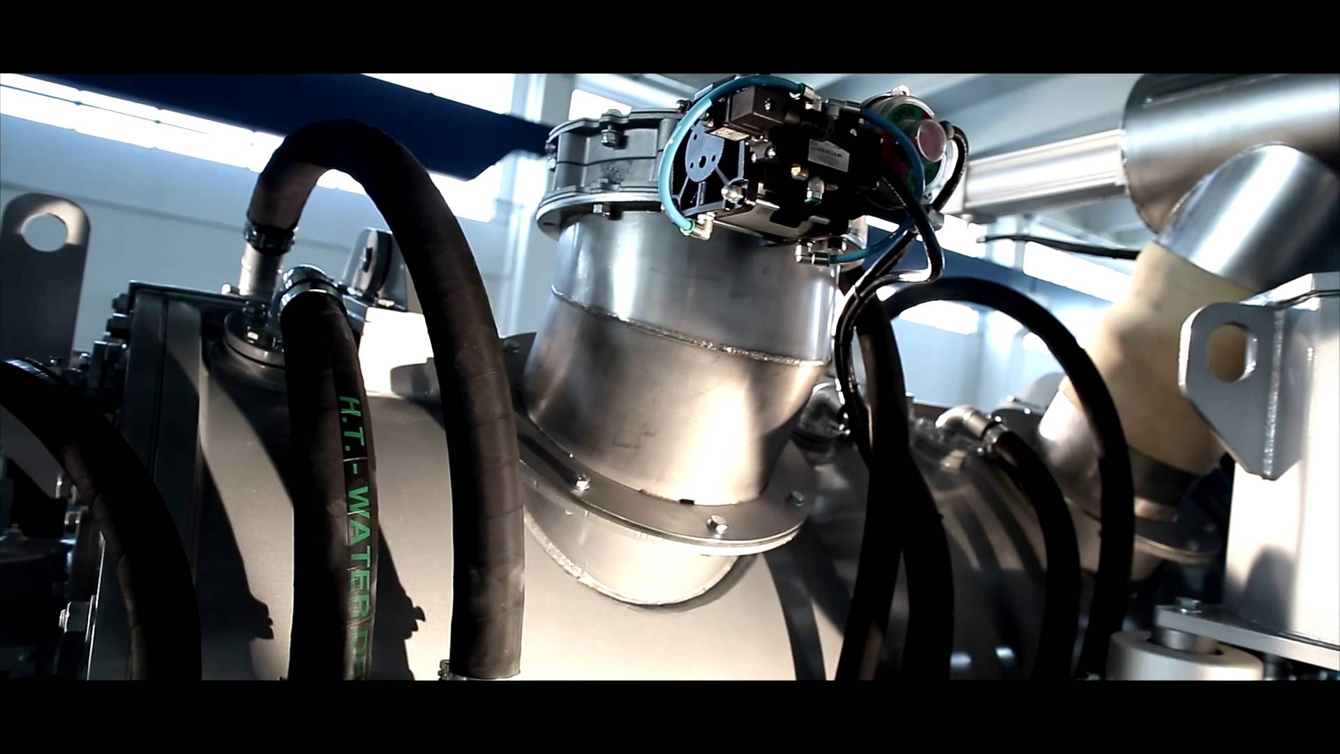 Promixon, il video istituzionale - Plastmagazine