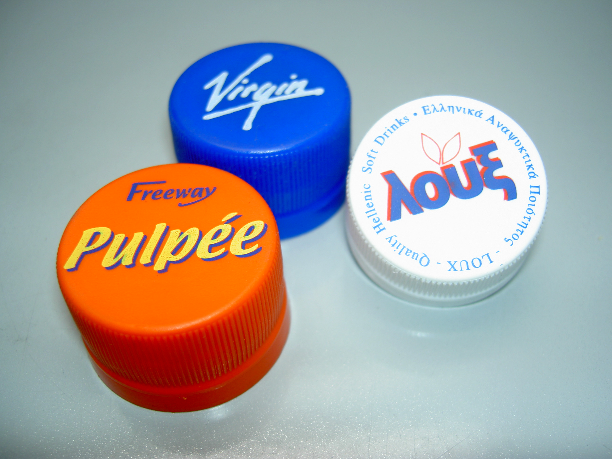 Tappi in plastica - Tampografia grazie a Comec Italia